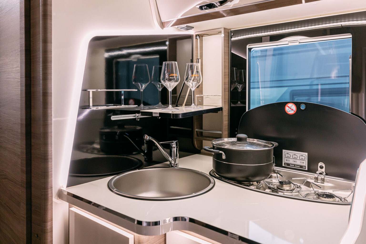 Carat 870 - McLouis Carat